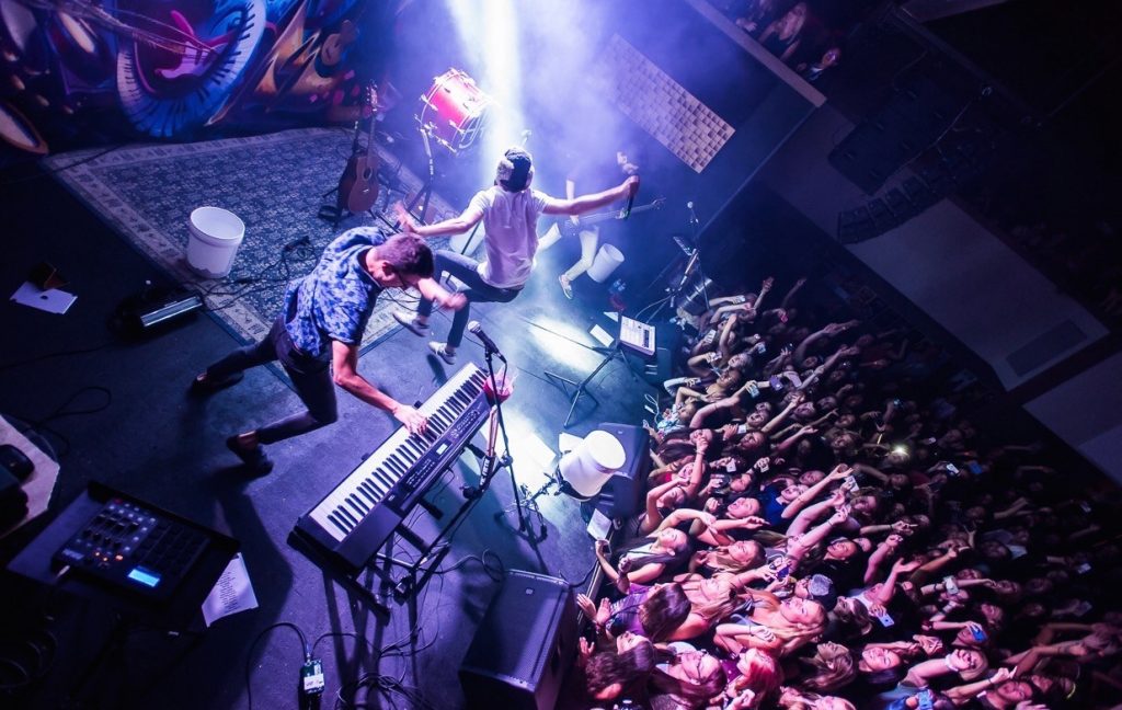 Indie-Pop Group AJR Blows Up at Aragon Ballroom | Red Roll